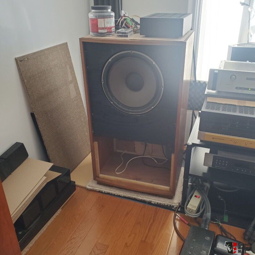 Tannoy 15" Gold in Tannoy GRF Rectangular cabinets // Original Photo ...