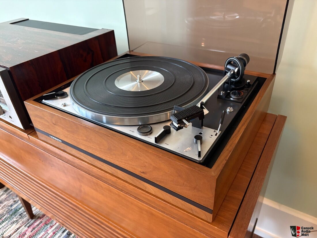 Dual 1229 Turntable with Shure V15-III Cartridge Photo #5991243 ...