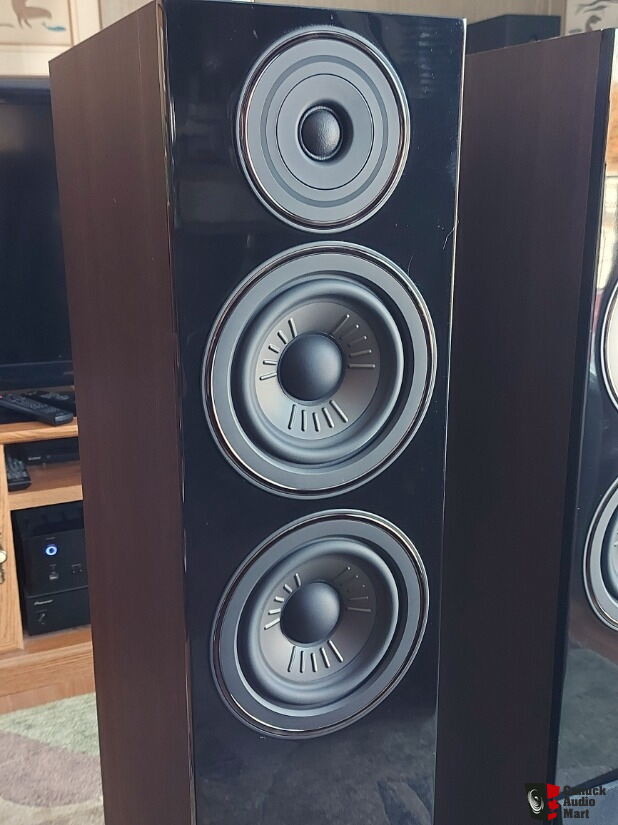 Wharfedale 12.4 Diamond Floor Standing Speakers Photo #5998967 - Canuck ...