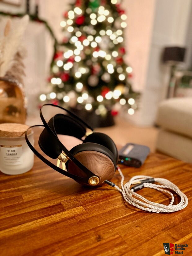Meze 99 Classic V2 (Brand New) Photo #5999132 - Canuck Audio Mart