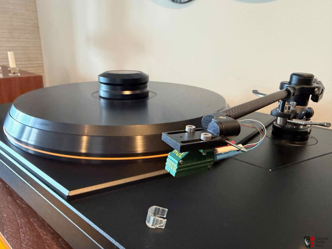 MoFi Electronics MasterDeck Turntable w/Super HeavyWeight Champion ...