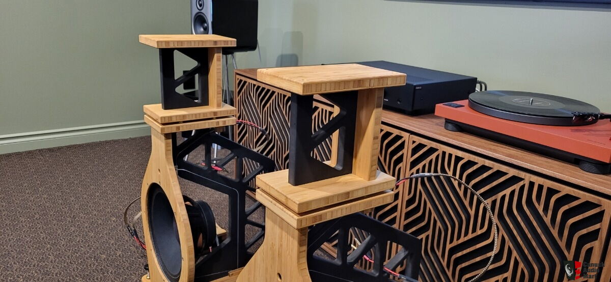 Demo Tri-Art Audio Sub Bass Stand 12" Open Baffle Bass Driver Super ...