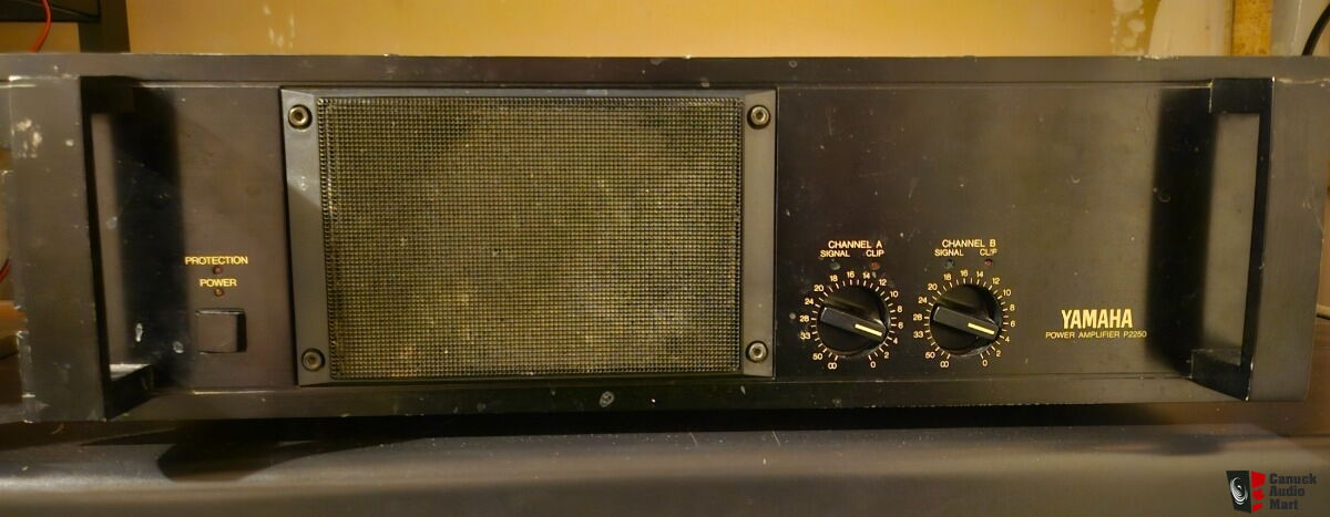 Yamaha P2250 Power Amplifier For Sale - Canuck Audio Mart