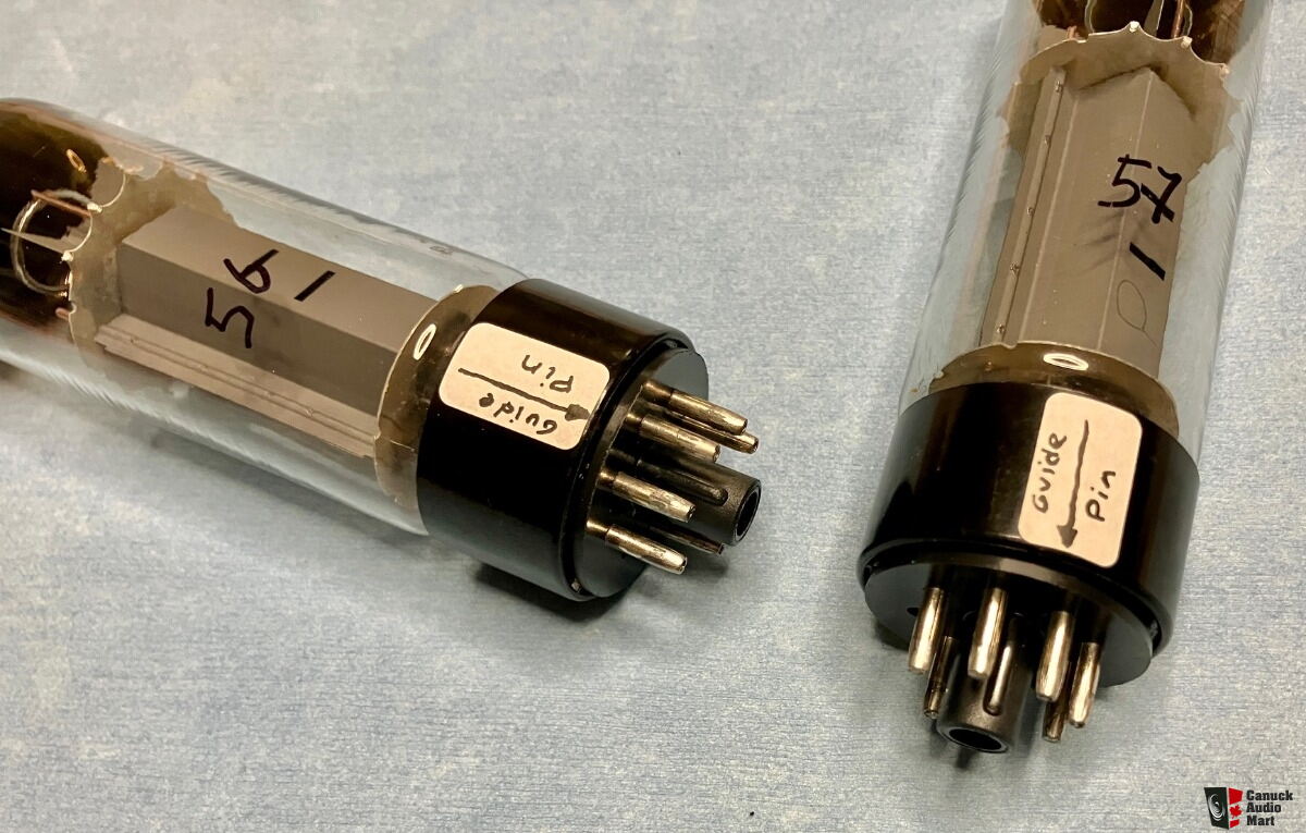 Pair of EL34 Vintage Tubes MULLARD Photo #6034675 - Canuck Audio Mart