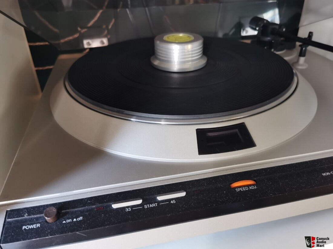 Denon DP-30L automatic arm lift direct drive record player Photo ...