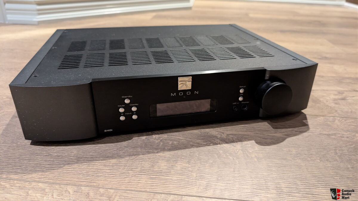 Simaudio Moon 240i For Sale - Canuck Audio Mart