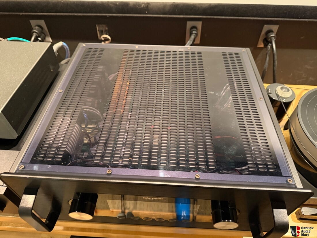 Audio Research Ref 6 Preamp (ARC REF 6) Photo #6044888 - Canuck Audio Mart