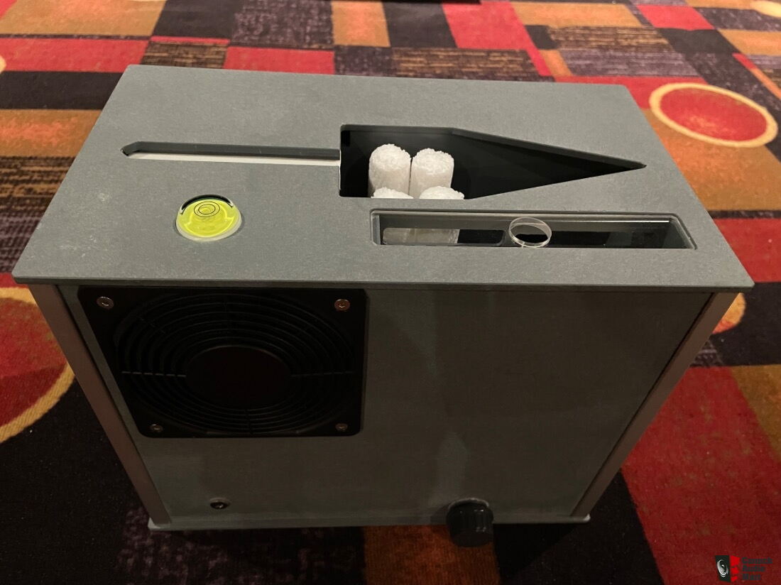 Audio Desk Pro Ultrasonic Record Cleaner Photo #6048823 - Canuck Audio Mart