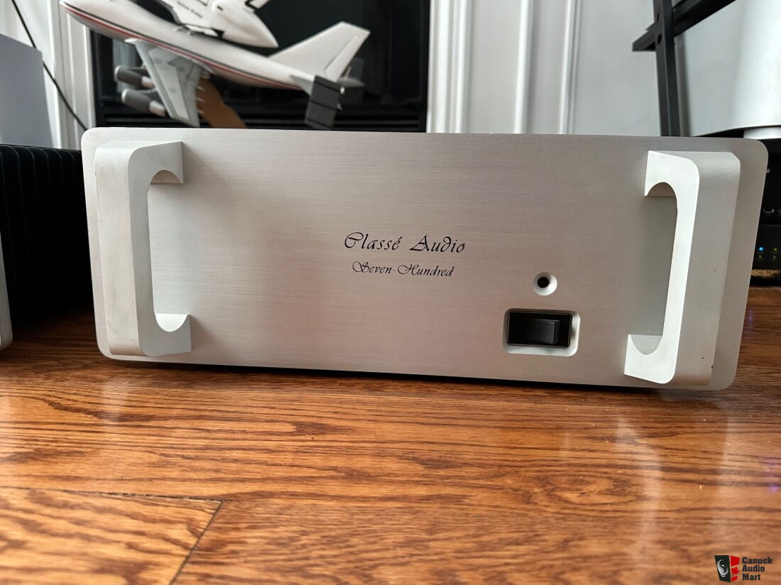 Classe audio seven hundred M700 pair Photo #6051265 - Canuck Audio Mart