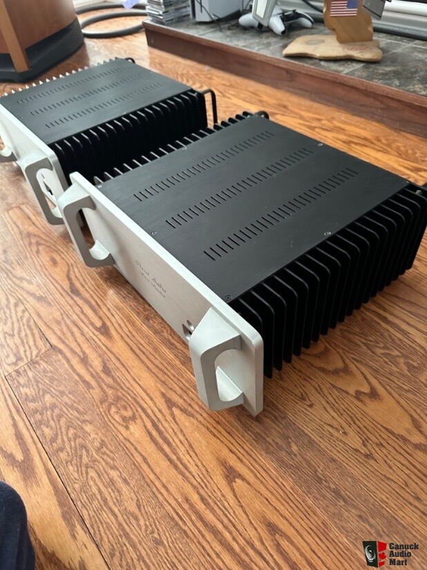 Classe audio seven hundred M700 pair Photo #6051264 - Canuck Audio Mart