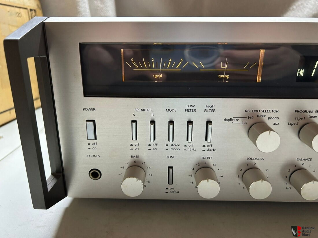 Very rare Mitsubishi DA-R20 receiver — Mitsubishi's top-of-the-line ...