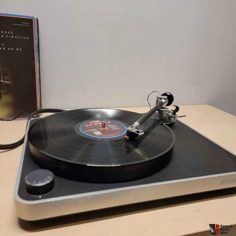 Clearaudio concept turntable record player Photo #6053690 - Canuck ...