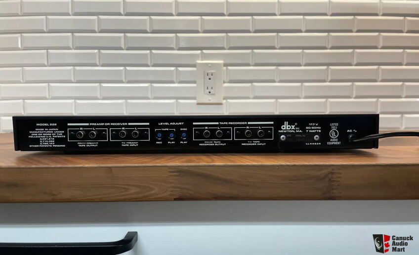 dbx 228 Type II Noise Reduction & Expander Photo #6054998 - Canuck ...