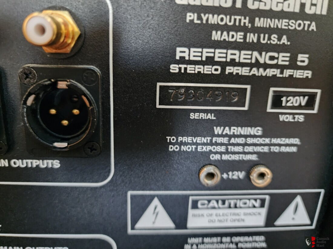 Audio Research Ref 5 preamplifier Photo #6055436 - Canuck Audio Mart