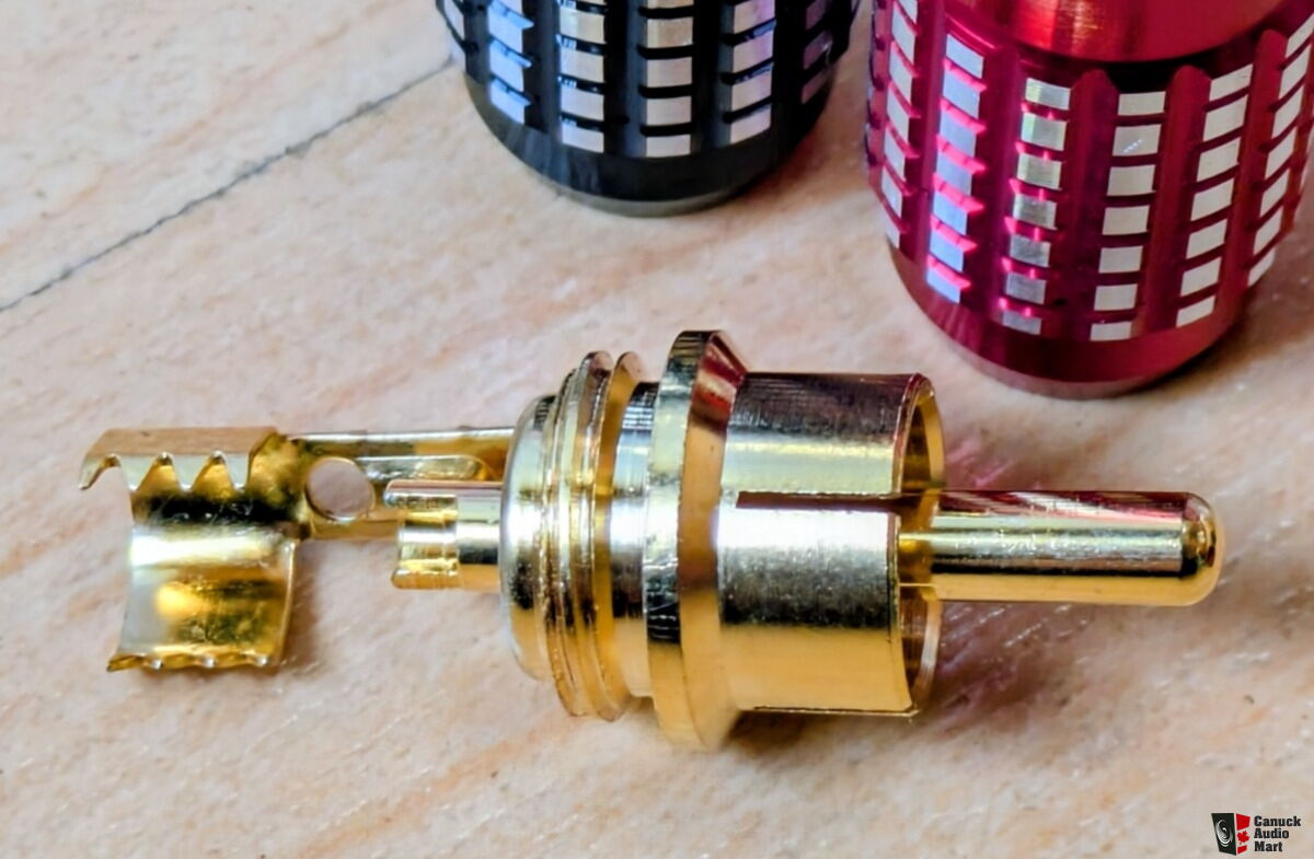 High quality gold plated RCA plugs made in Taiwan Photo #6056441 ...