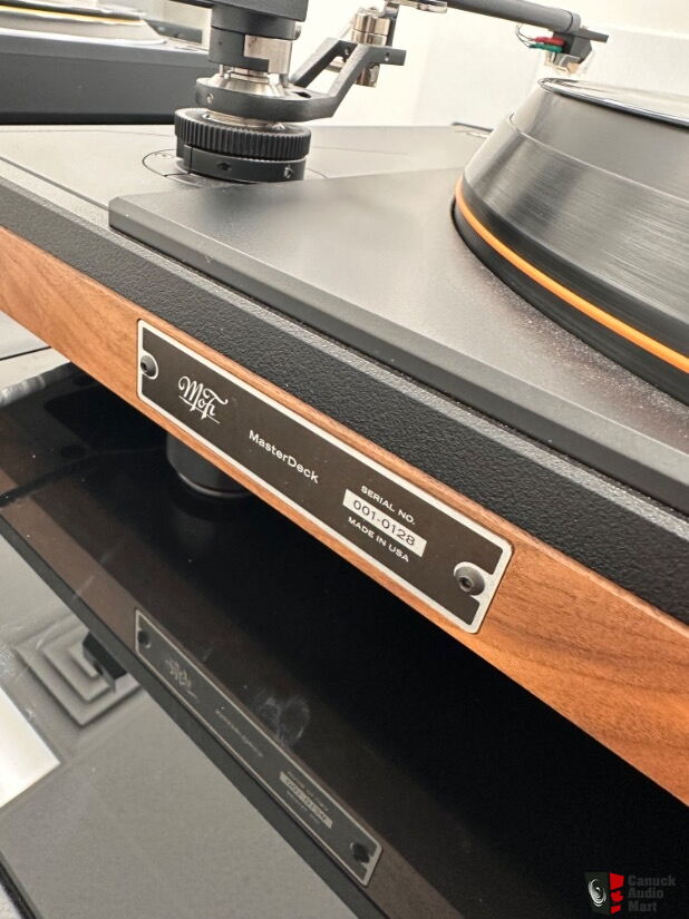 MoFi MasterDeck + UltraGold MC Cartridge - Mint Store Demo - Full ...