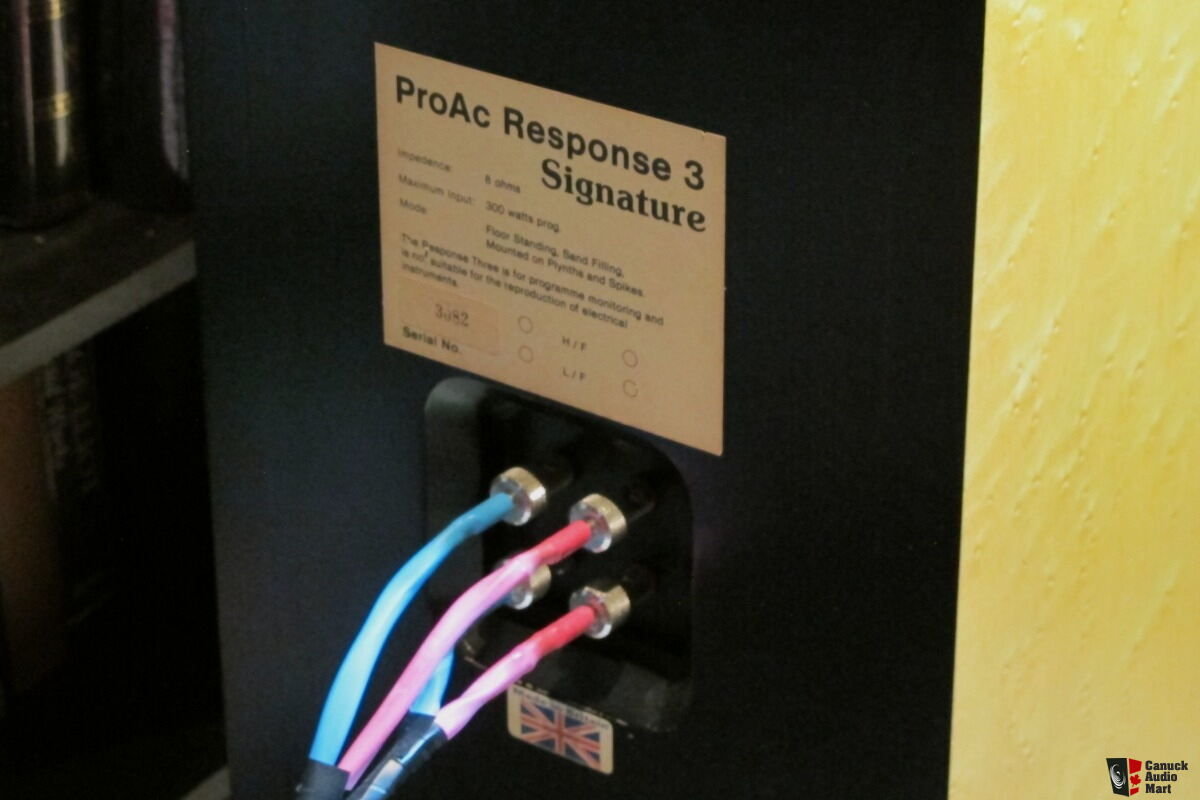 ProAc Response 3 Signature - EXCELLENT !!! Photo #6069316 - Canuck ...