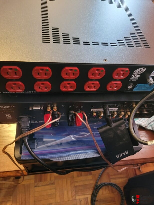 Bryston bit 15 conditionneurs de courant avec isolation et filtre Photo ...