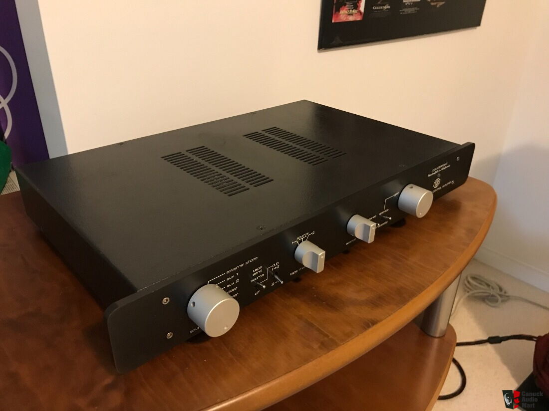 Counterpoint Solid 8 preamplifier For Sale - Canuck Audio Mart