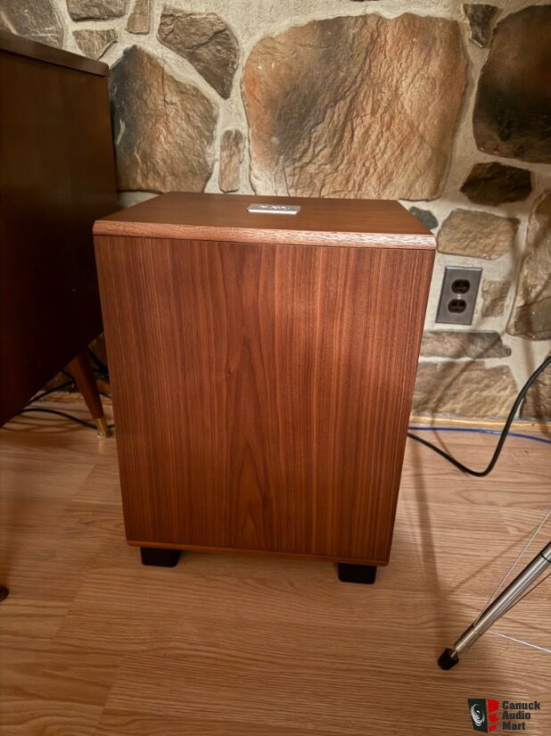 Rel classic 98 subwoofer For Sale - Canuck Audio Mart