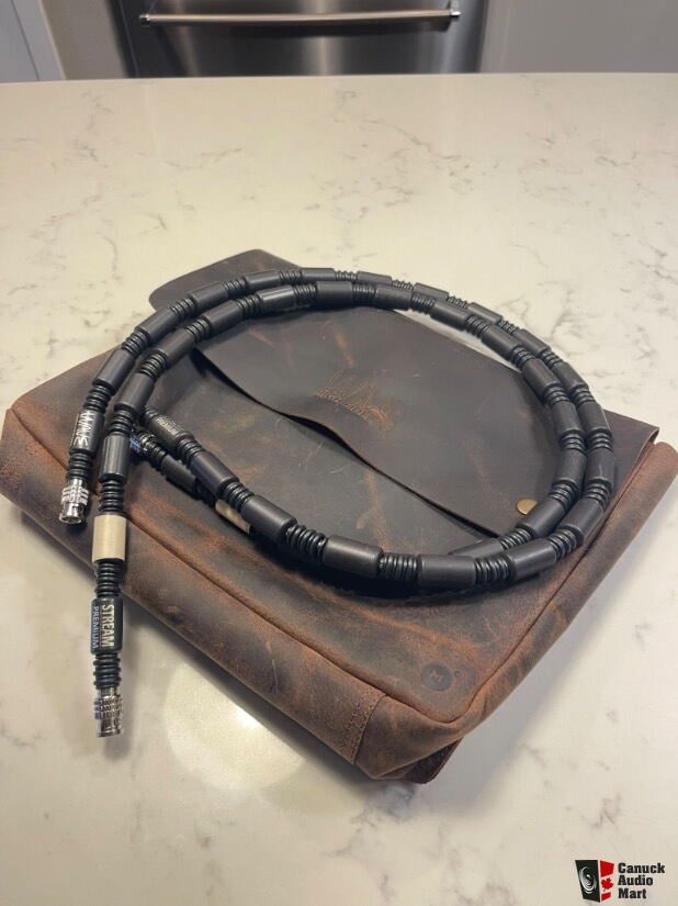 WAVE High Fidelity Stream Premium Dual 1M BNC Cables For Sale - Canuck ...