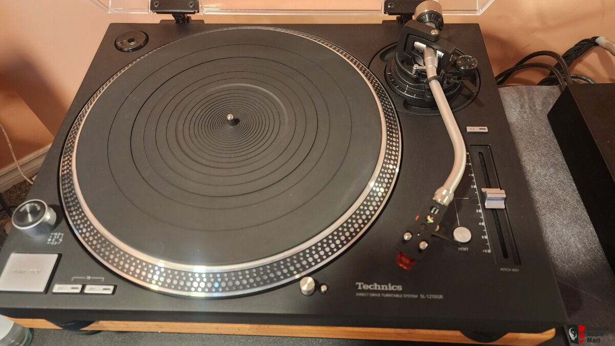 Technics SL-1210GR turntable. Cartridge not included Photo #6093007 ...