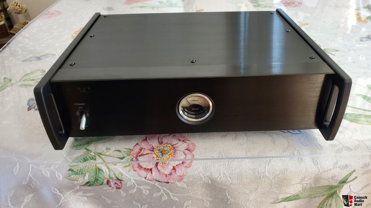 Reference Series Teac CG-10M master clock generator For Sale - Canuck ...