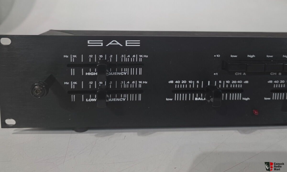Excellent Pair of SAE 4000 Active 2-Way Stereo Crossovers Photo ...