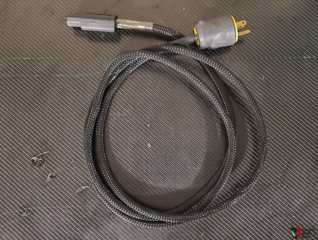 Gutwire B-16 Power Cable. 2 Meters Photo #6112257 - Canuck Audio Mart