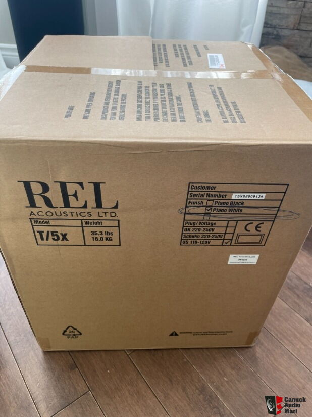 REL T5x white - original packaging, as new Photo #6115785 - Canuck ...