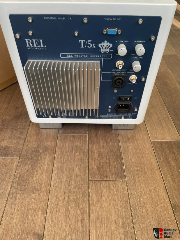 REL T5x white - original packaging, as new Photo #6115787 - Canuck ...