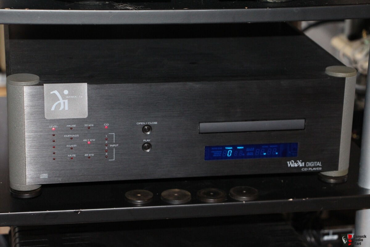 Wadia 16i CD player Photo #6134615 - Canuck Audio Mart
