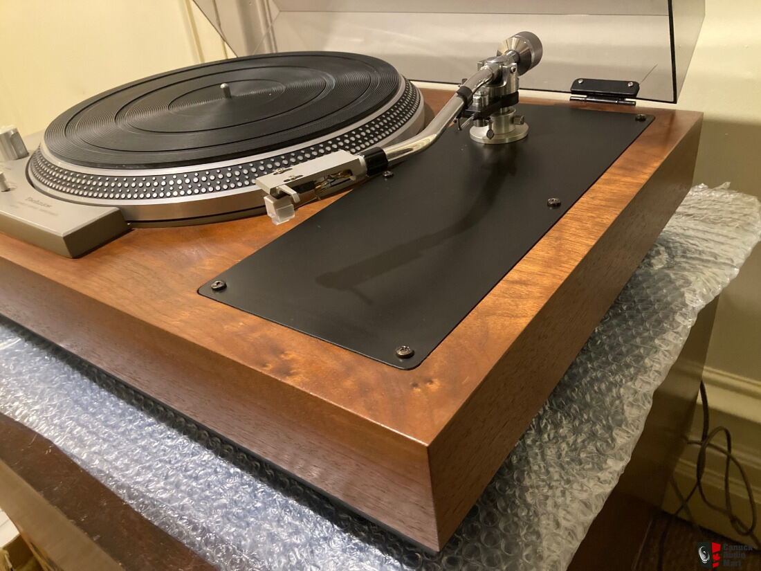 Technics SP-12 direct drive turntable Photo #6136874 - Canuck Audio Mart