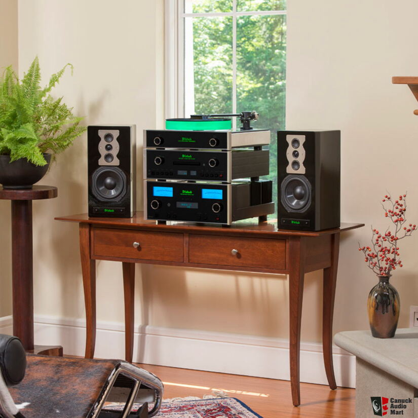 McIntosh MAC6700 2-Channel Receiver - PRE-OWNED Photo #6145476 - Canuck ...