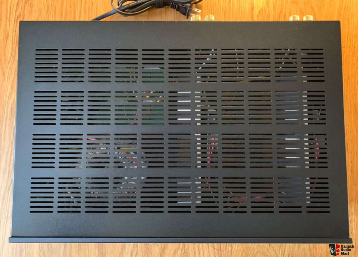 AMC 2100 Power Amplifier Photo #6165756 - Canuck Audio Mart
