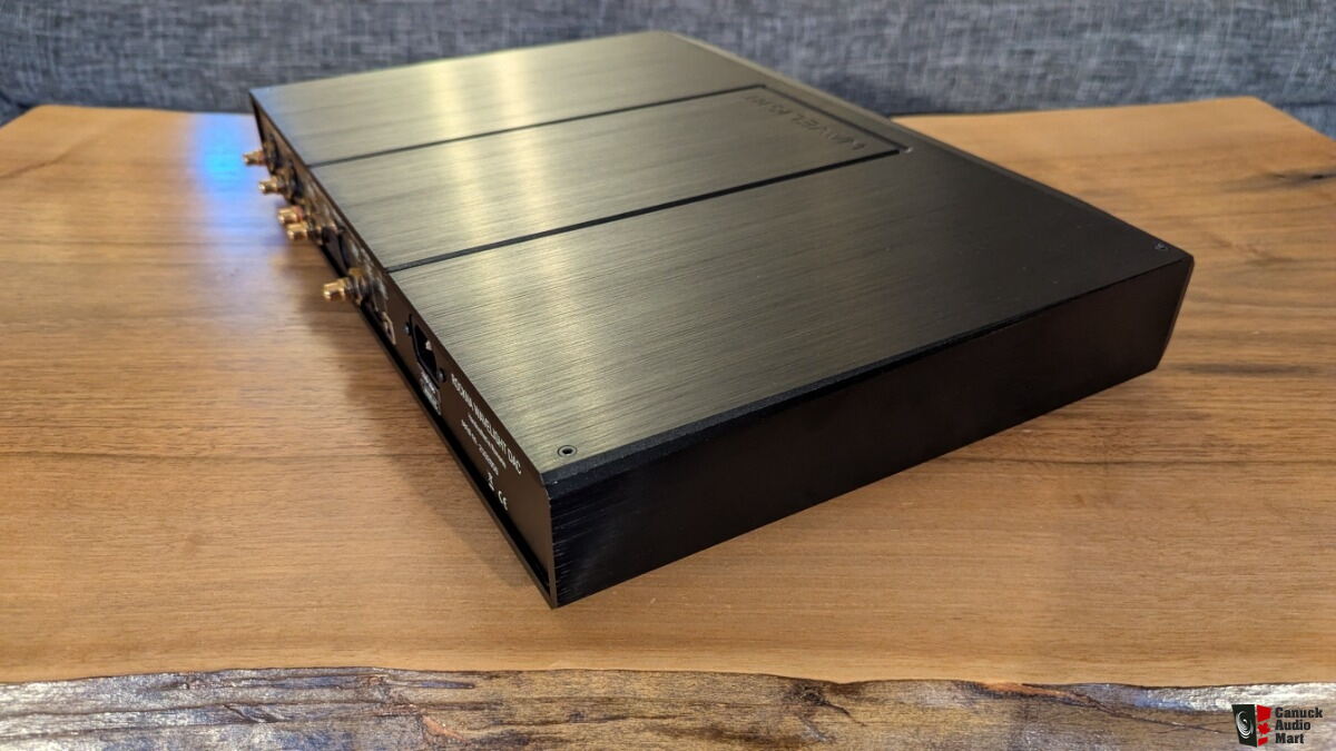 Rockna Wavelight DAC Preamp ($8000 new) Photo #6187186 - Canuck Audio Mart