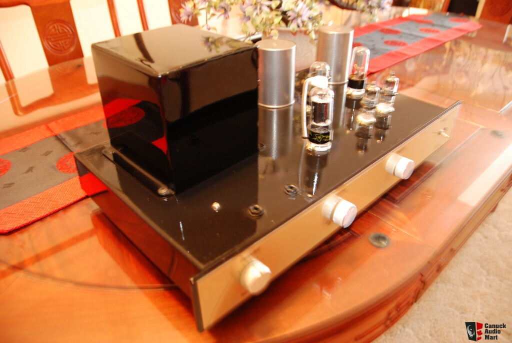 McAlister Audio PL10 Custom Triode Line preamp with Headphone Amp Photo ...