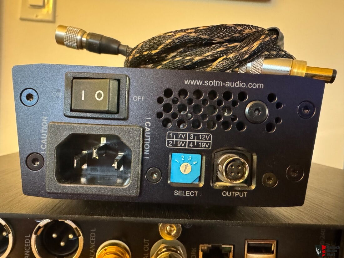 Lumin D2 Streamer / DAC with external power supply Photo #6219297 ...