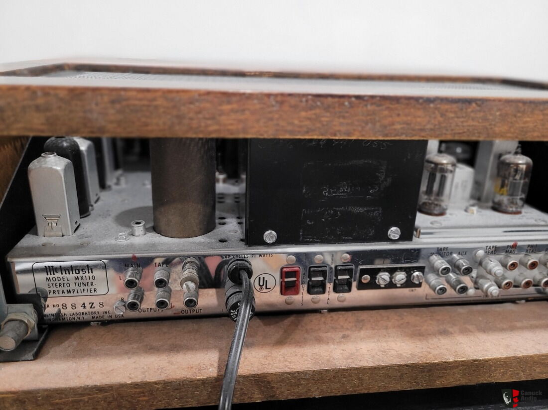 McIntosh MX110 all tubes tuner preamp Photo #6240411 - Canuck Audio Mart