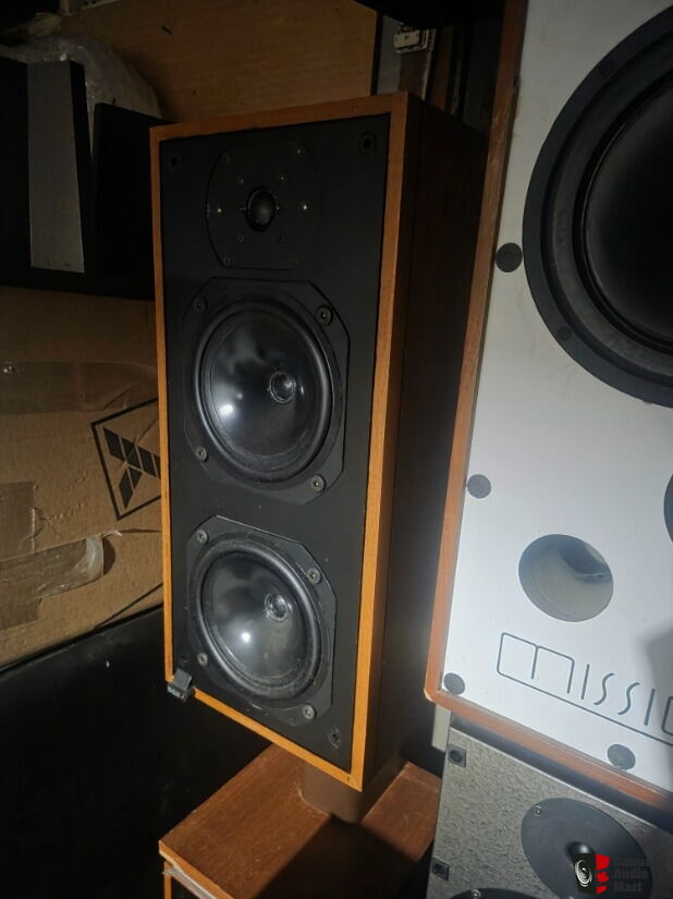 B&W dm7 and dm14 speakers vintage Photo #6260675 - Canuck Audio Mart