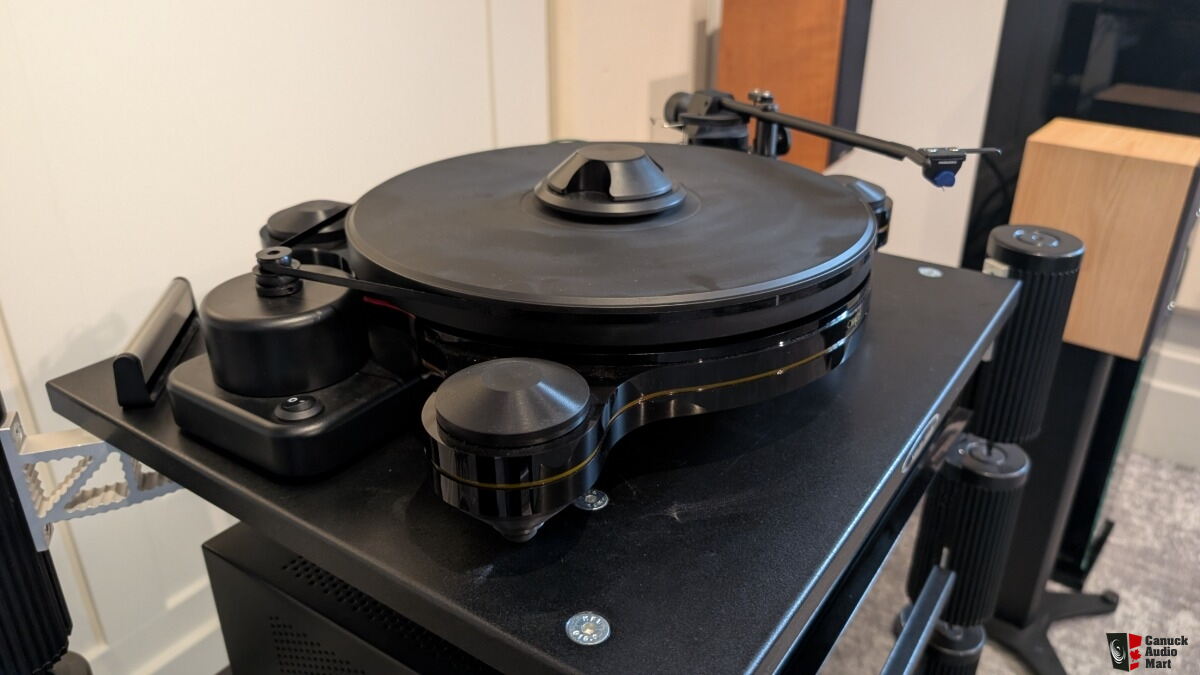 Oracle Origine Mk II Turntable with accessories Photo #6262463 - Canuck ...