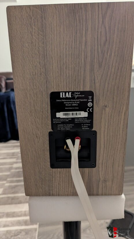 Elac Debut Reference DBR62 whit oak Photo #6274254 - Canuck Audio Mart