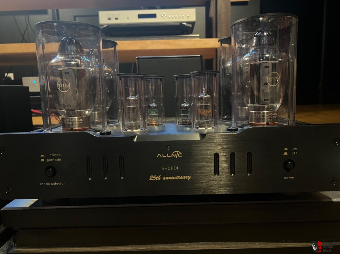 Allnic A2000 30th Anniversary - KT170 tube power amplifier. Amazing ...
