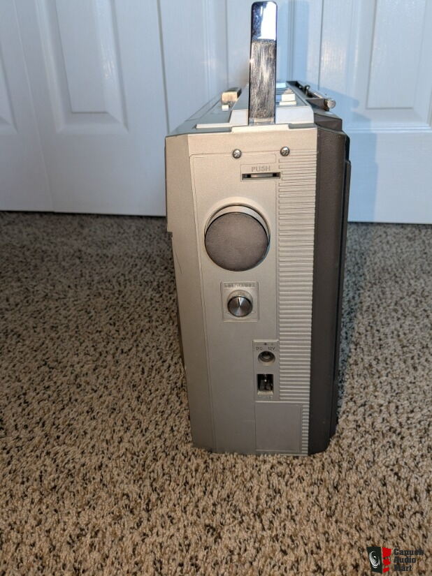 RC-M70C JVC Boombox Photo #6281399 - Canuck Audio Mart