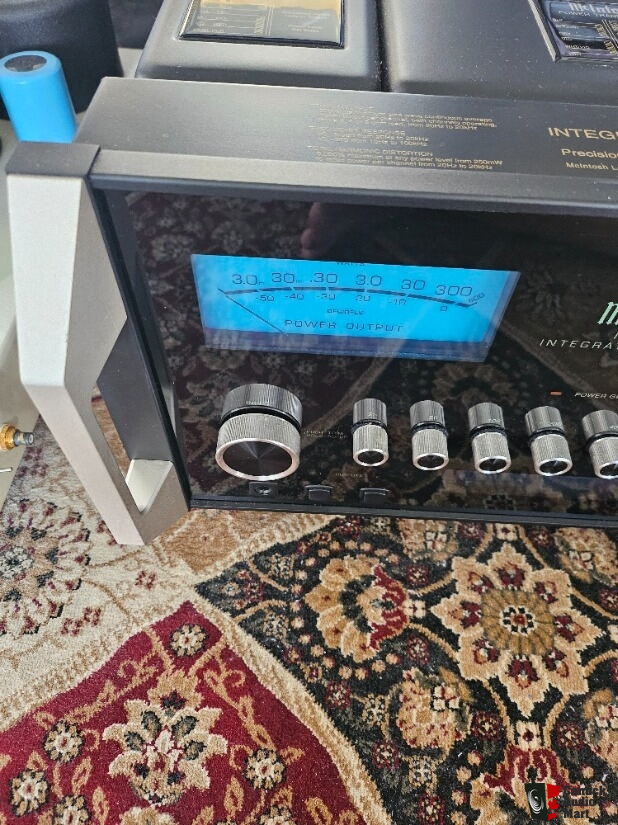 McIntosh MA-9000 **Excellent Condition Photo #6287483 - Canuck Audio Mart