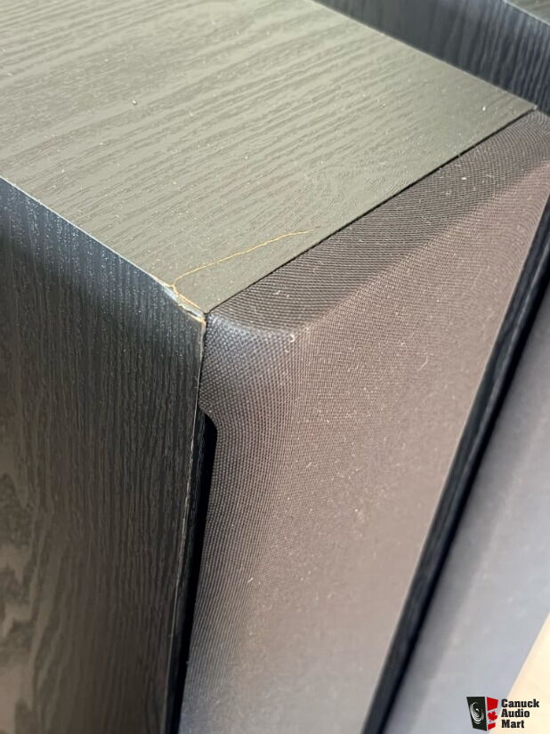 Paradigm Monitor 9 S.7 — 5.0 Speaker Set (4 Towers + Center) Photo ...
