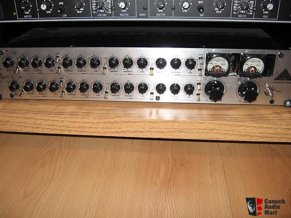BEHRINGER TUBE EQUALIZER T1951 Photo #63767 - Canuck Audio Mart