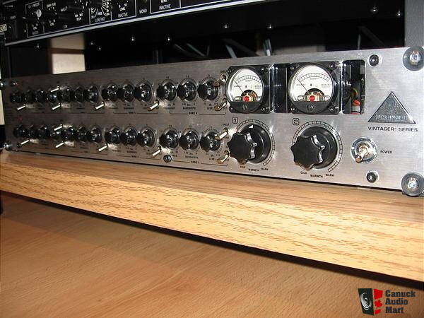 BEHRINGER TUBE EQUALIZER T1951 Photo #63767 - Canuck Audio Mart