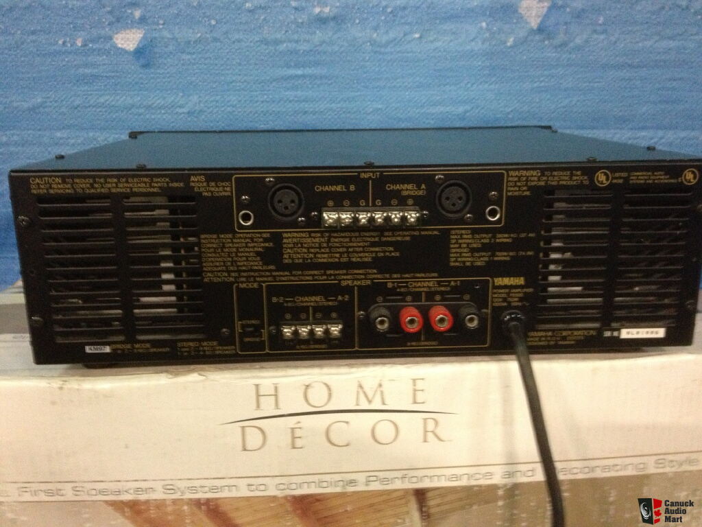 Yamaha P2500 Power Amp Photo #644257 - UK Audio Mart