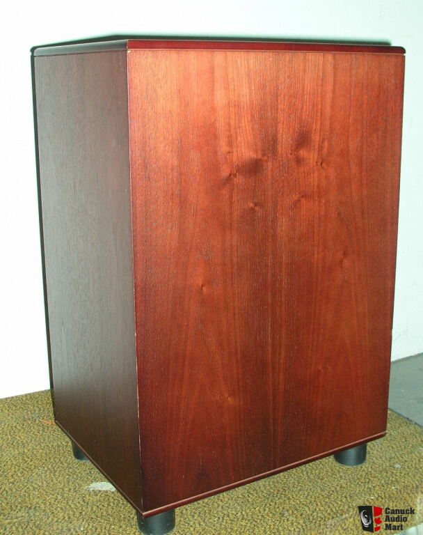 REL STORM III SUB BASS SYSTEM Photo #652665 - US Audio Mart